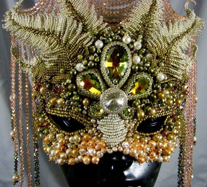Чудесные маски, вышитые бисером и стразами, от Melissa Grakowsky ...